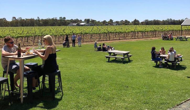 A taste of Echuca: where to eat and drink - NRMA Parks and Resorts